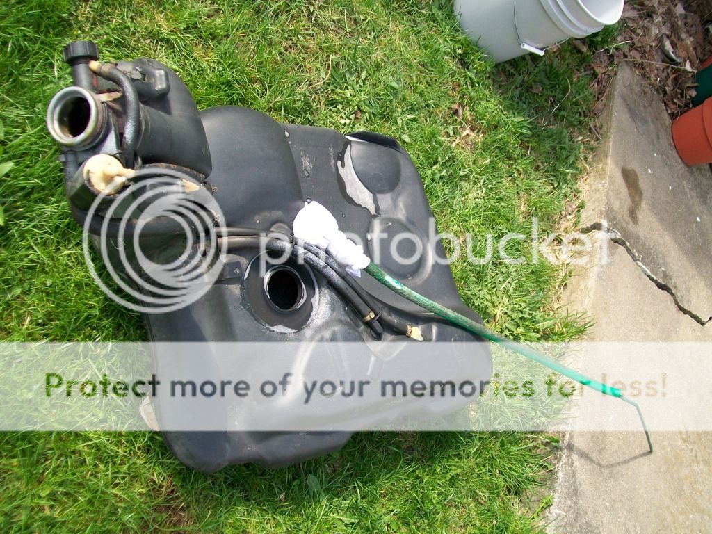 Draining the Fuel Tank | VW Vortex - Volkswagen Forum